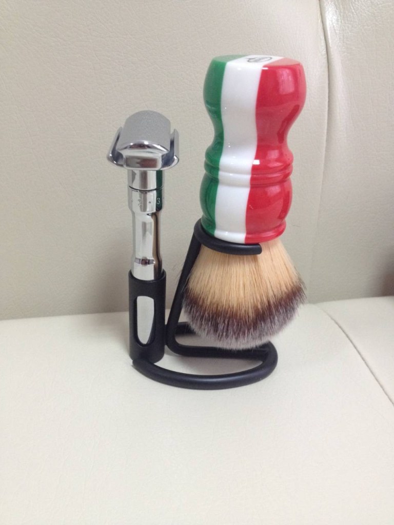 Razorock Italian Flag Brush – BLADE SHAVING SHOP AUSTRALIA