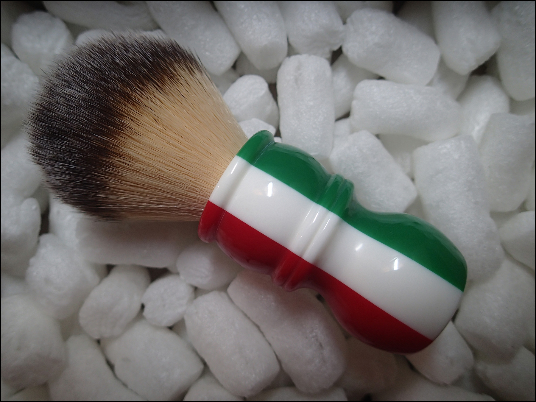 Razorock Italian Flag Brush – BLADE SHAVING SHOP AUSTRALIA