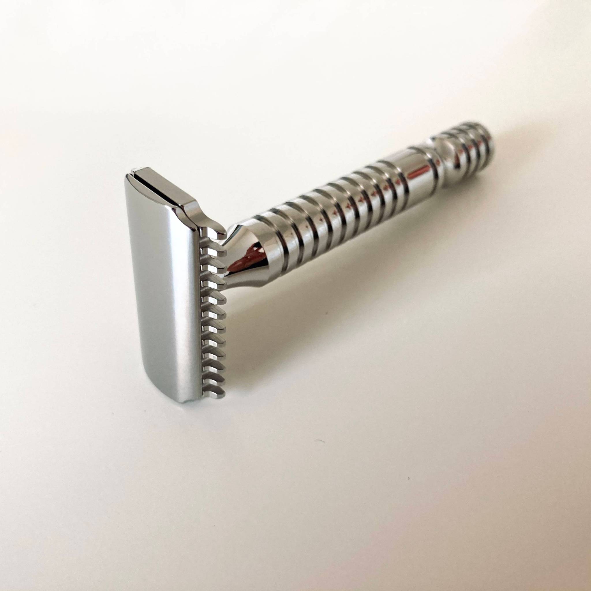 RazoRock One Piece HALO Safety Razor Handle – BLADE SHAVING SHOP AUSTRALIA