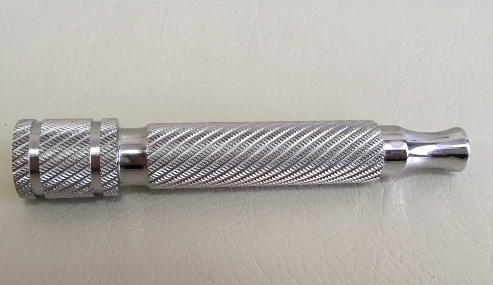 RazoRock Barber Pole Safety Razor Handle – BLADE SHAVING SHOP AUSTRALIA
